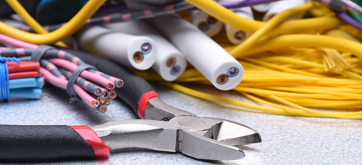 Premium Electrical Brands | Huffman's Farm & Home